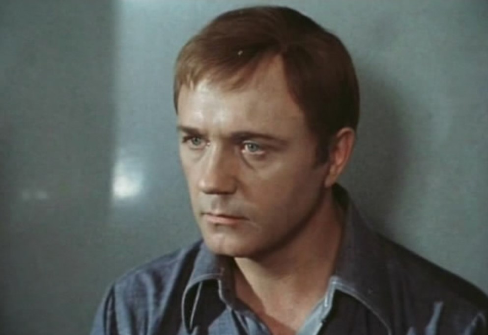 Главная роль, которую писали под Леонида Куравлева, но он отказался. И ...