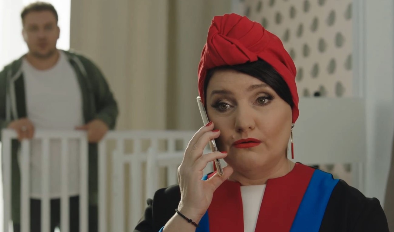 Впервые родила в 43 и была замечена с мужем Юлии Меньшовой. Личная жизнь Инги Оболдиной | Femmie